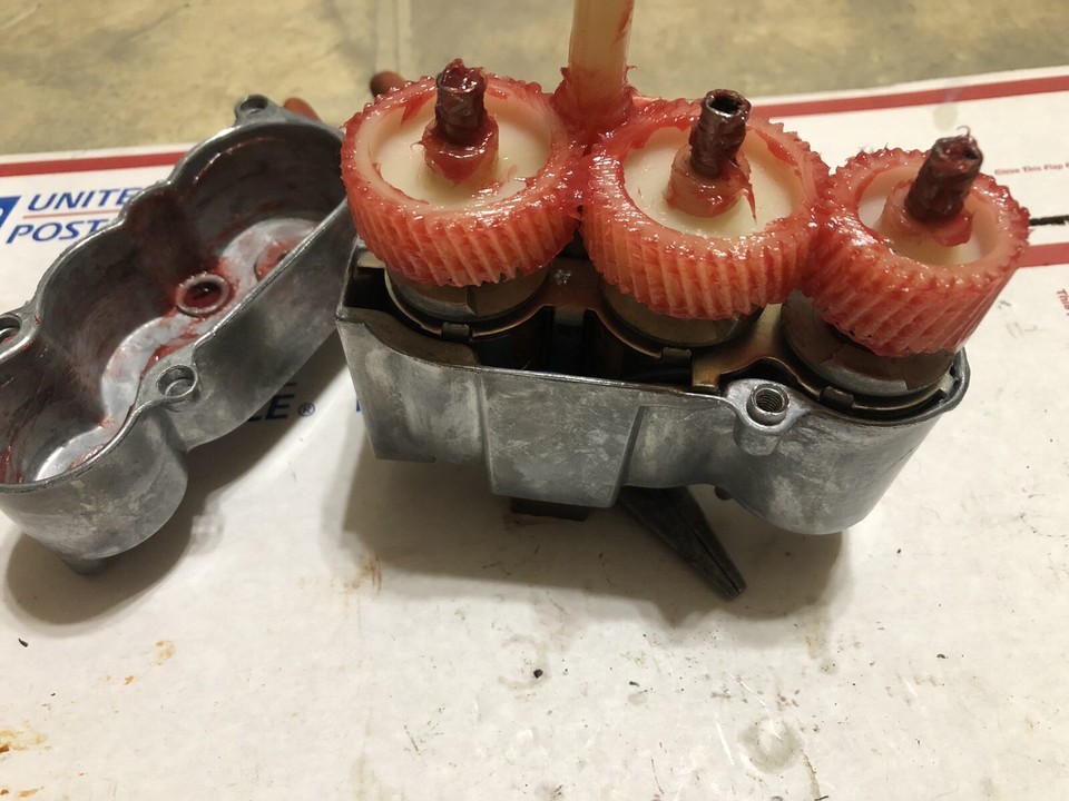 58-72 Pontiac Buick Caddy Olds Chevy GM 6-Way Power Bench Seat Set Up ...