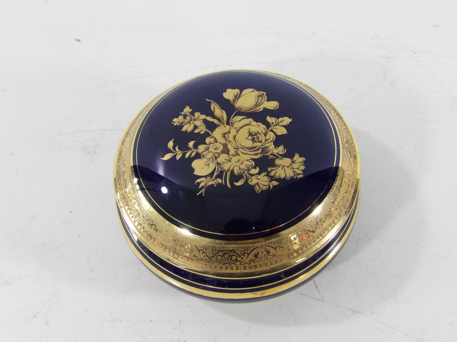 LEGLE LIMOGES Porcelaine boite bonbonniere bleu de four cobalt or decor ...