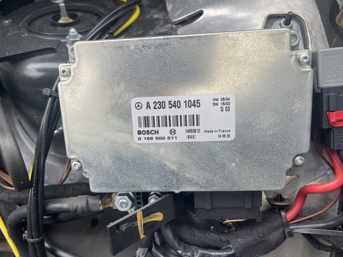 MERCEDES BENZ R230 SL Battery Control Module BCM A2305401045 SPARES ...