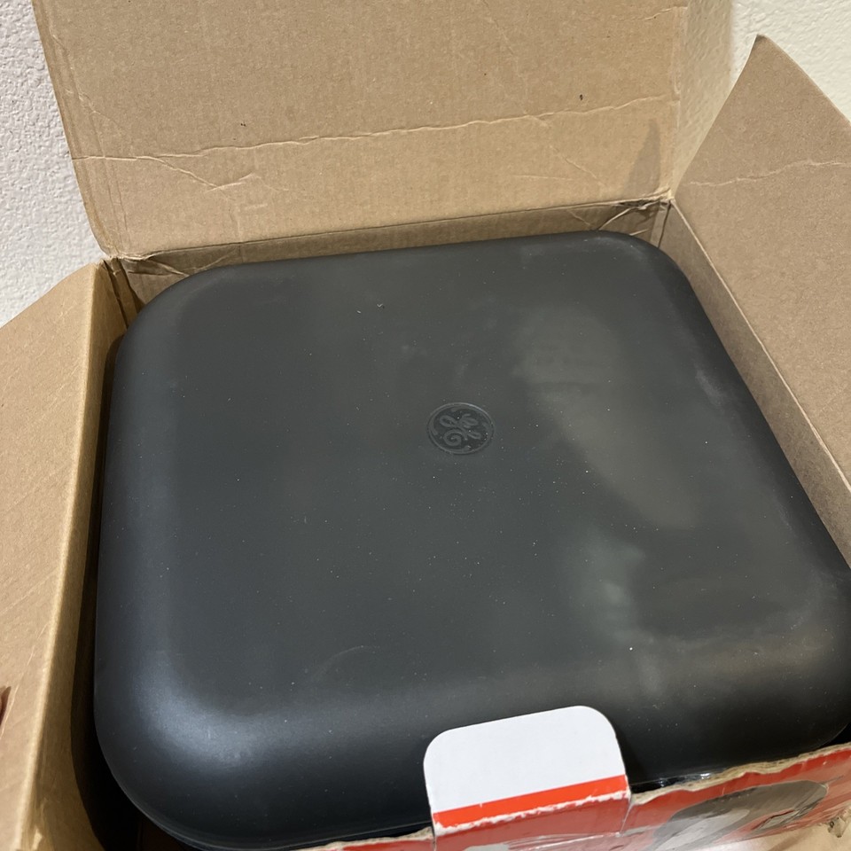 GE Hand Mixer 169204 W/ Case, Full Set Of Attachments, Digital 6 Speed ...