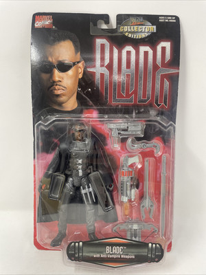 Toy Biz Marvel 48081 Collector Editions Blade Figure With Anti-Vampire ...