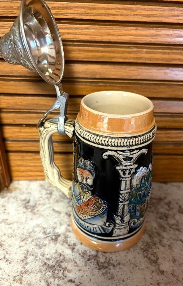 Vintage Lidded Beer Stein LUDWIG II BAYERN Crest Neuschwanstein Castle ...