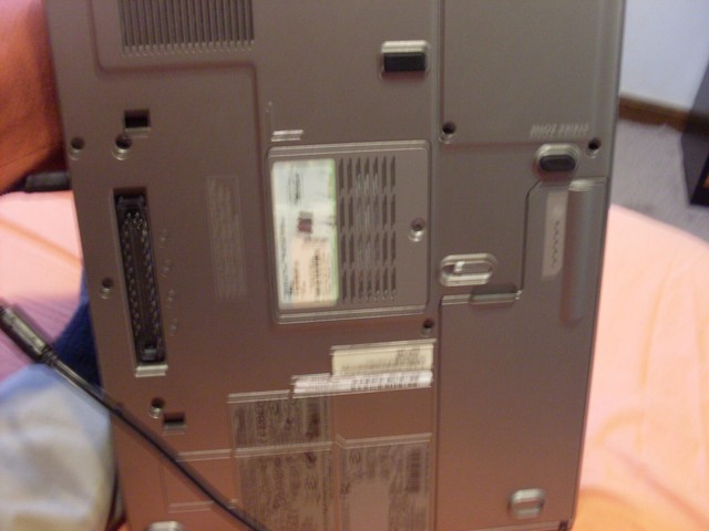 Dell Latitude D820 Laptop Notebook 2gb RAM Core 2 Duo No HDD W/power ...