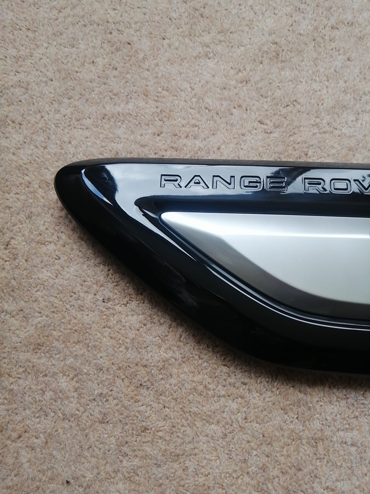 LAND ROVER RANGE ROVER SPORT L494 Left Hood Vent Grille LR128557 ...