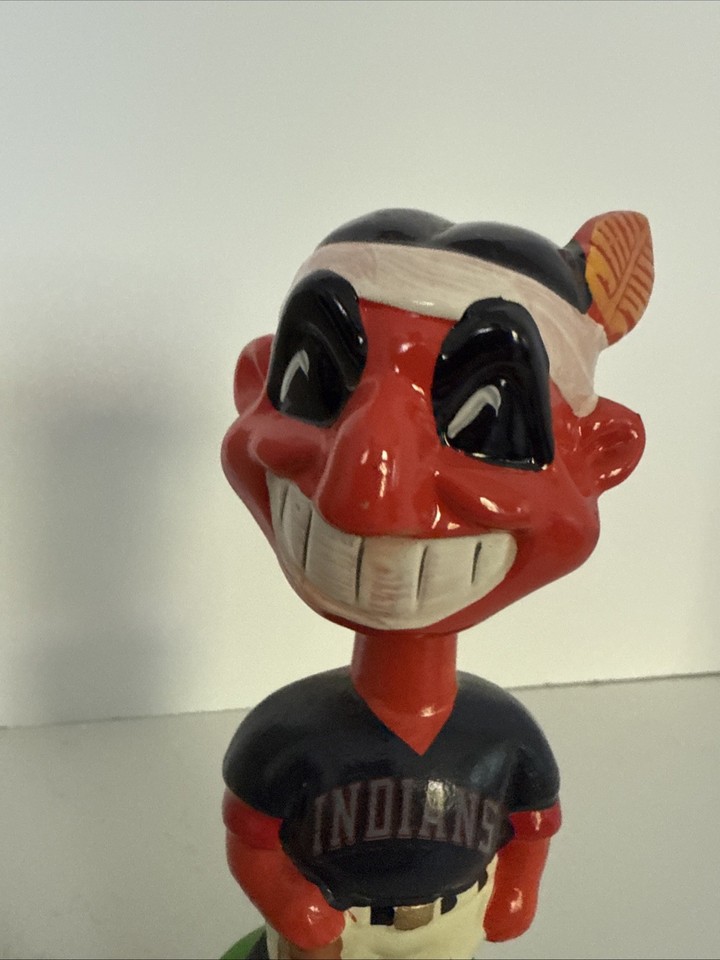 RARE Vintage Cleveland Indians Chief Wahoo Green Base Bobblehead Nodder ...