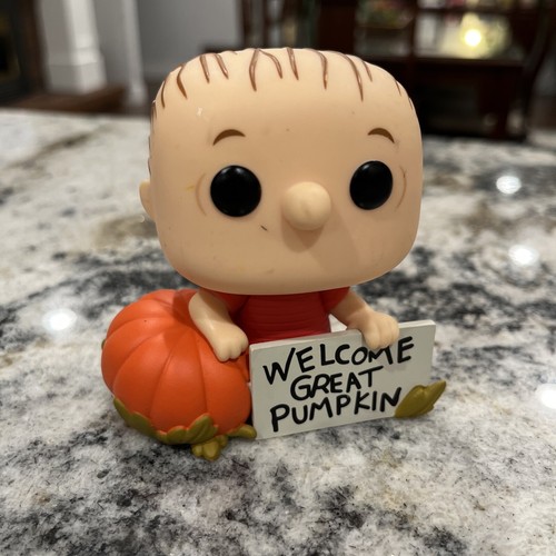 Peanuts: Great Pumpkin - Linus Pop! - 3.45 Inch 🔥 Snoopy and friends ...