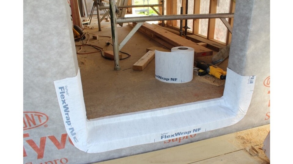 Dupont Tyvek FlexWrap NF Tape - 152mm x 3 meters - white | eBay UK