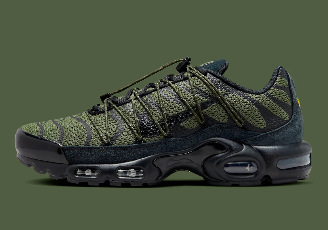 Nike Air Max Plus Utility Medium Olive Black FJ4232-200 Nike Air Max Plus Utility Medium Olive Black FJ4232-200