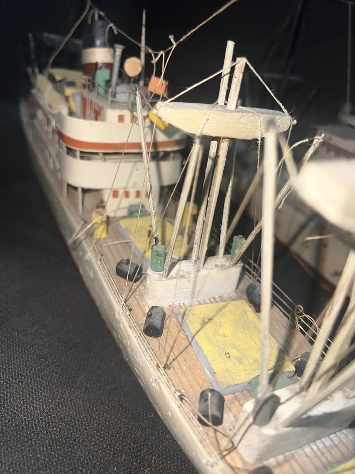 2 VTG Ideal Assembled Balsa Wood Model Boat Steam Ships Display 26 ...