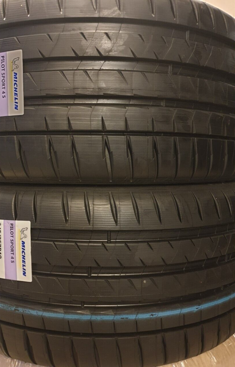 2X NEW MICHELIN PILOT SPORT 4S 265/30/19 XL 93Y UHP TYRES 265 30 ZR19 ...