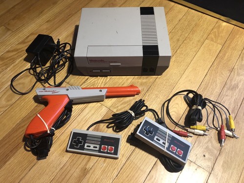 Nintendo Entertainment System Home Console with Games and Red Zapper ...
