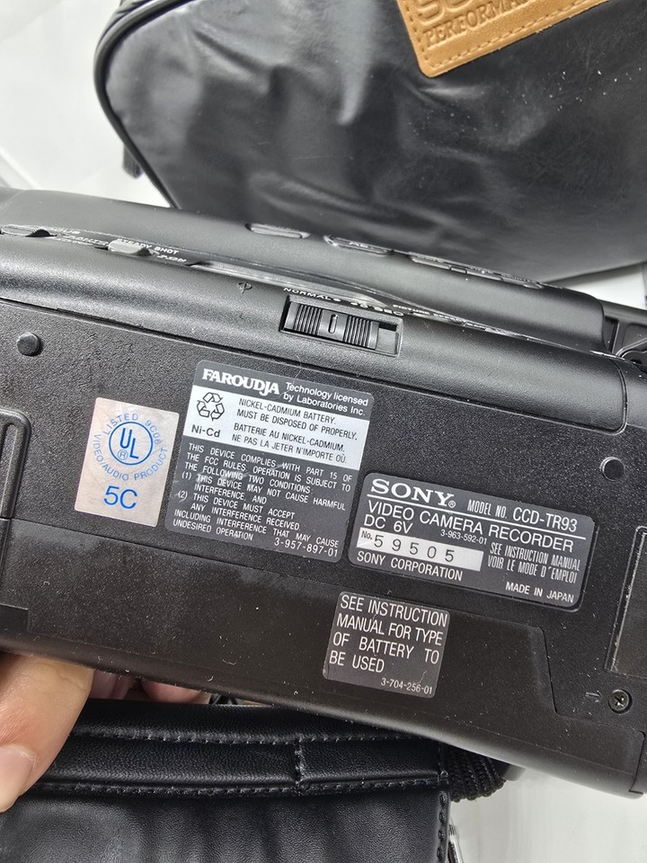 Sony Handycam Video 8 CCD-TR93 (Untested, With Accessories) | eBay