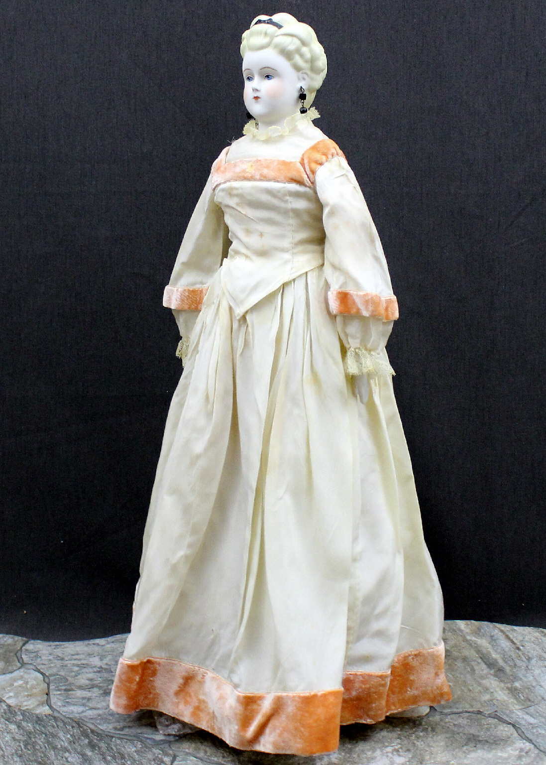 EMMA CLEAR PARIAN DOLL - 'PRINCESS MARY AUGUSTA' | eBay