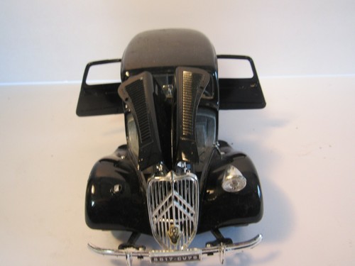 COLLECTIBLE TOY (19XX) CITROEN TA 15cv Car 1/24 Black Durago Made In ...
