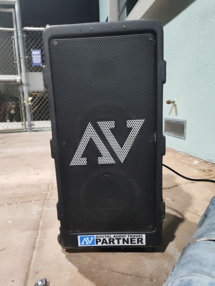 AmpliVox Digital Audio Travel Partner S1297 with Audio technica ATW ...