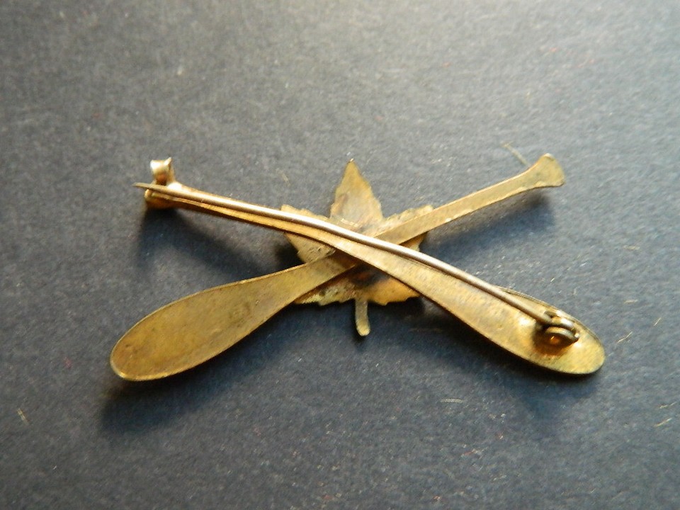 c. 1930 Enamel Maple Leaf Boat Oar Crossed Paddle Pin Souvenir Canada ...