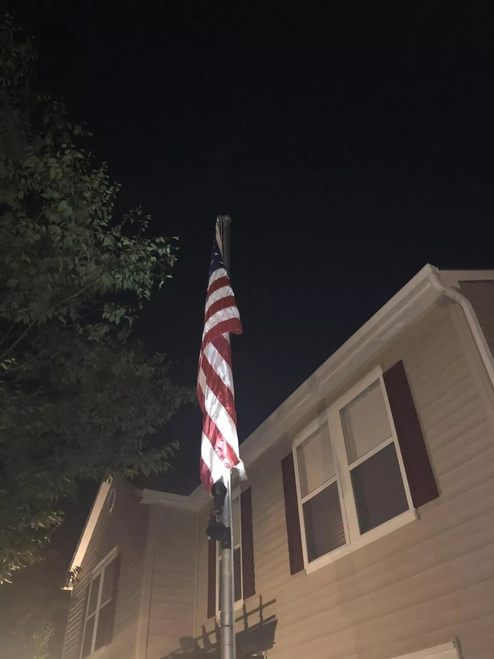 3 LED Solar Powered Flag Pole Spot Light Spotlight Flagpole | eBay