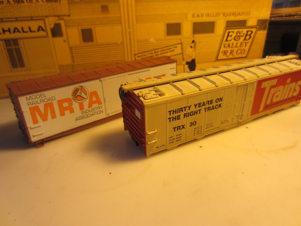 HO trains; Two nice shells for model train convention and trains ...