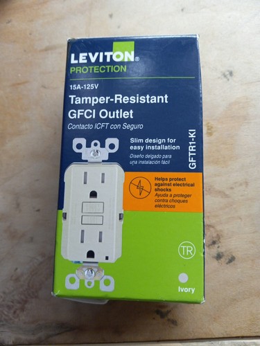 Leviton GFTR1-0KI SmartlockPro 15A 125V Polycarbonate Duplex Ivory GFCI ...