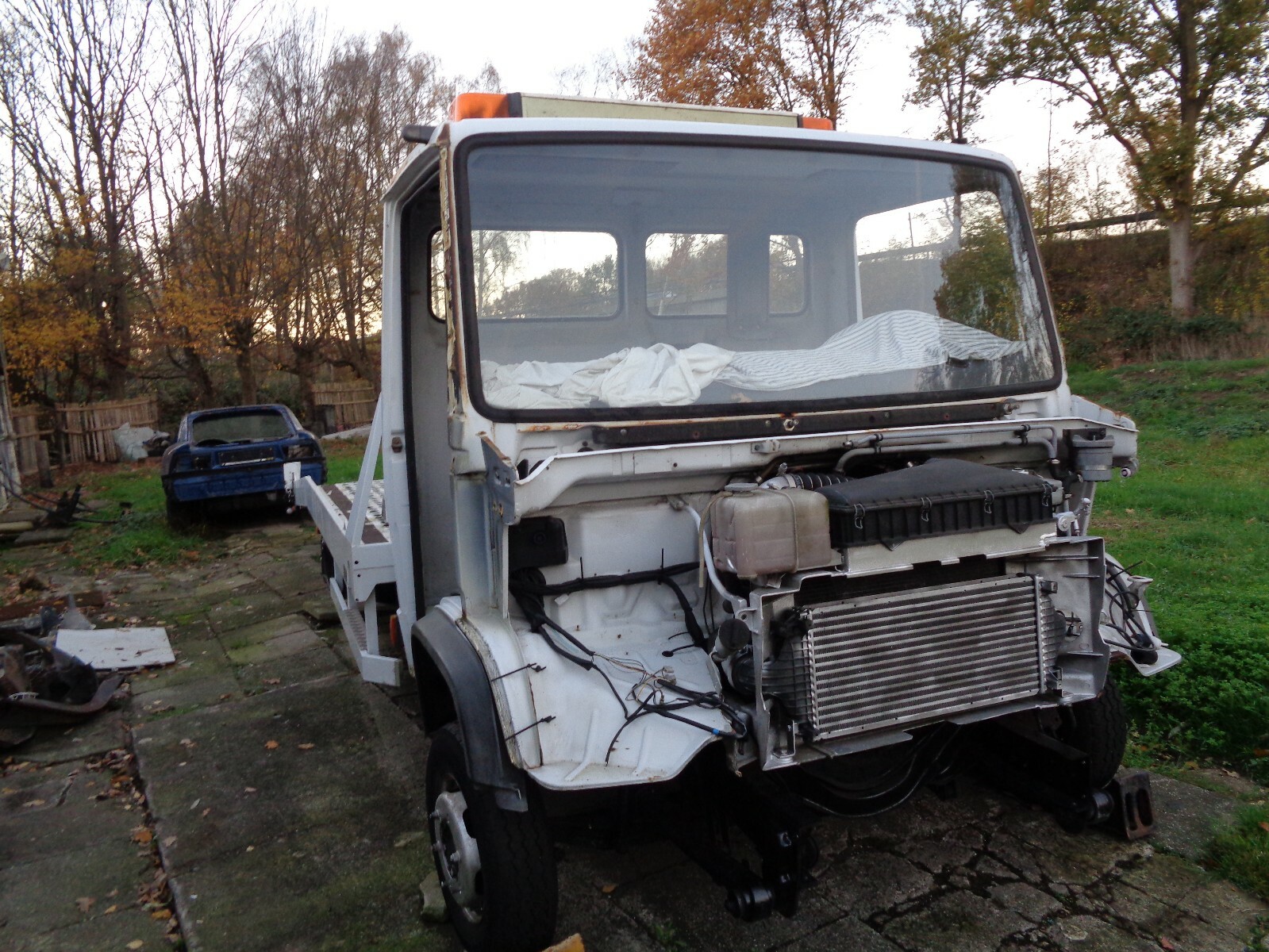 Mercedes Benz Teile DB MB 611 viele Teile Wasserkühler Kühler Motor 609 ...