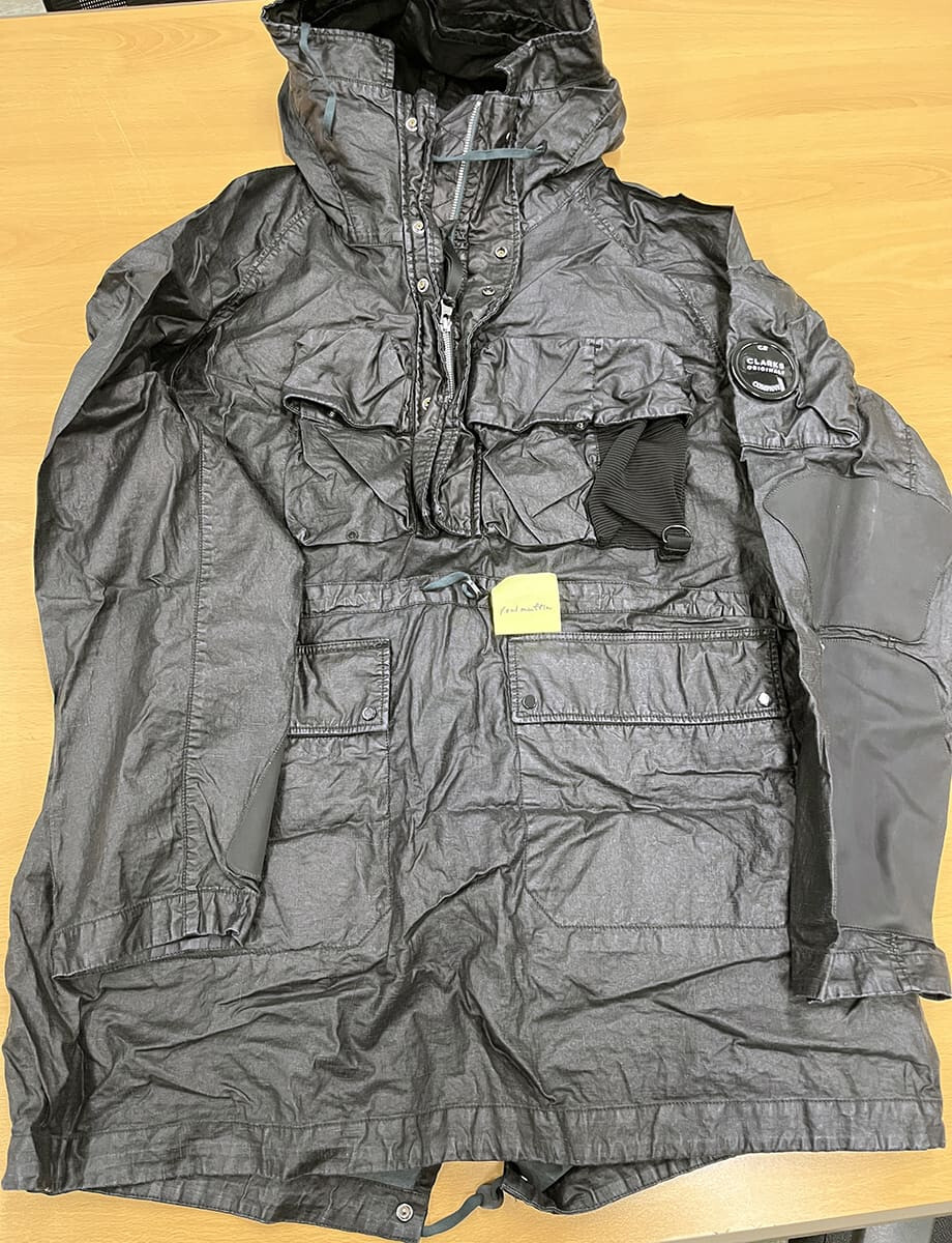 CP Company x Clarks Lino Long Wax Jacket Large | eBay CP Company x Clarks Lino Long Wax Jacket Large | eBay