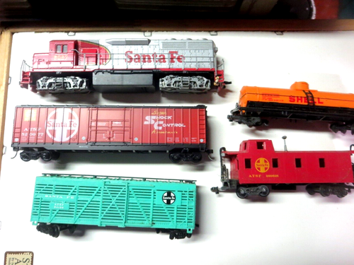 Bachmann HO Train Set (Santa-Fe &Shell Oil) | eBay