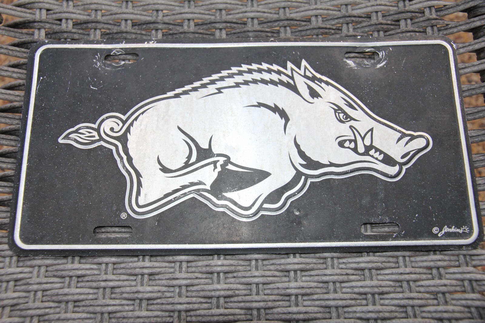UNIVERSITY OF ARKANSAS BOOSTER LICENSE PLATE ** RAZORBACK ** SOOO -IE ...