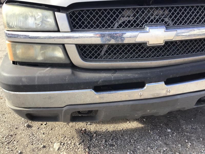 Driver Headlight Without Lower Body Cladding Fits 03-04 AVALANCHE 1500 ...