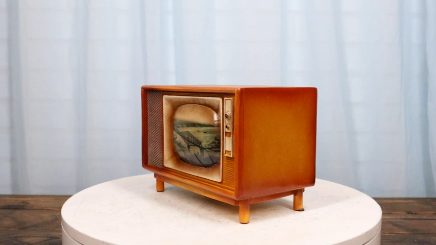 Vintage Retro Rectangle TV Television Box Set Money Coin Savings Piggy ...