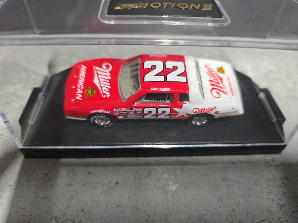 Action Nascar Bobby Allison #22 Miller 1985 Monte Carlo 1/64 Diecast ...
