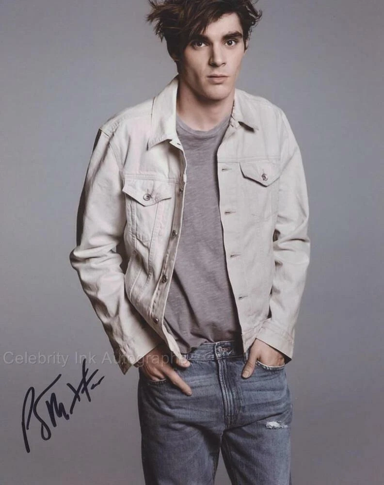 Walter White Jr Actor