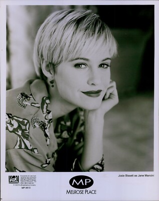 LG820 1993 Original Photo JOSIE BISSETT Melrose Place Jane Mancini Sexy ...
