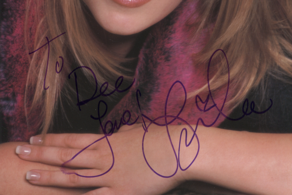 Lila McCann Singer Autographed 8x10 Photo w/COA WWE26-223 | eBay