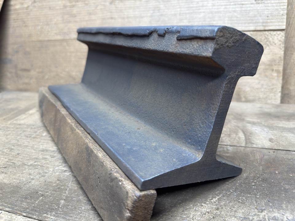 12 1/8 " Steel Railroad Rail Train track Anvil Collectible Blacksmith ...