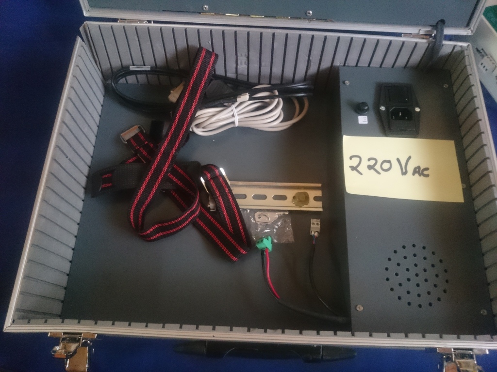 Cylon Unitron UC32 System Demo Case UC32.24, UCU10FC, UC32.netK/WEB ...