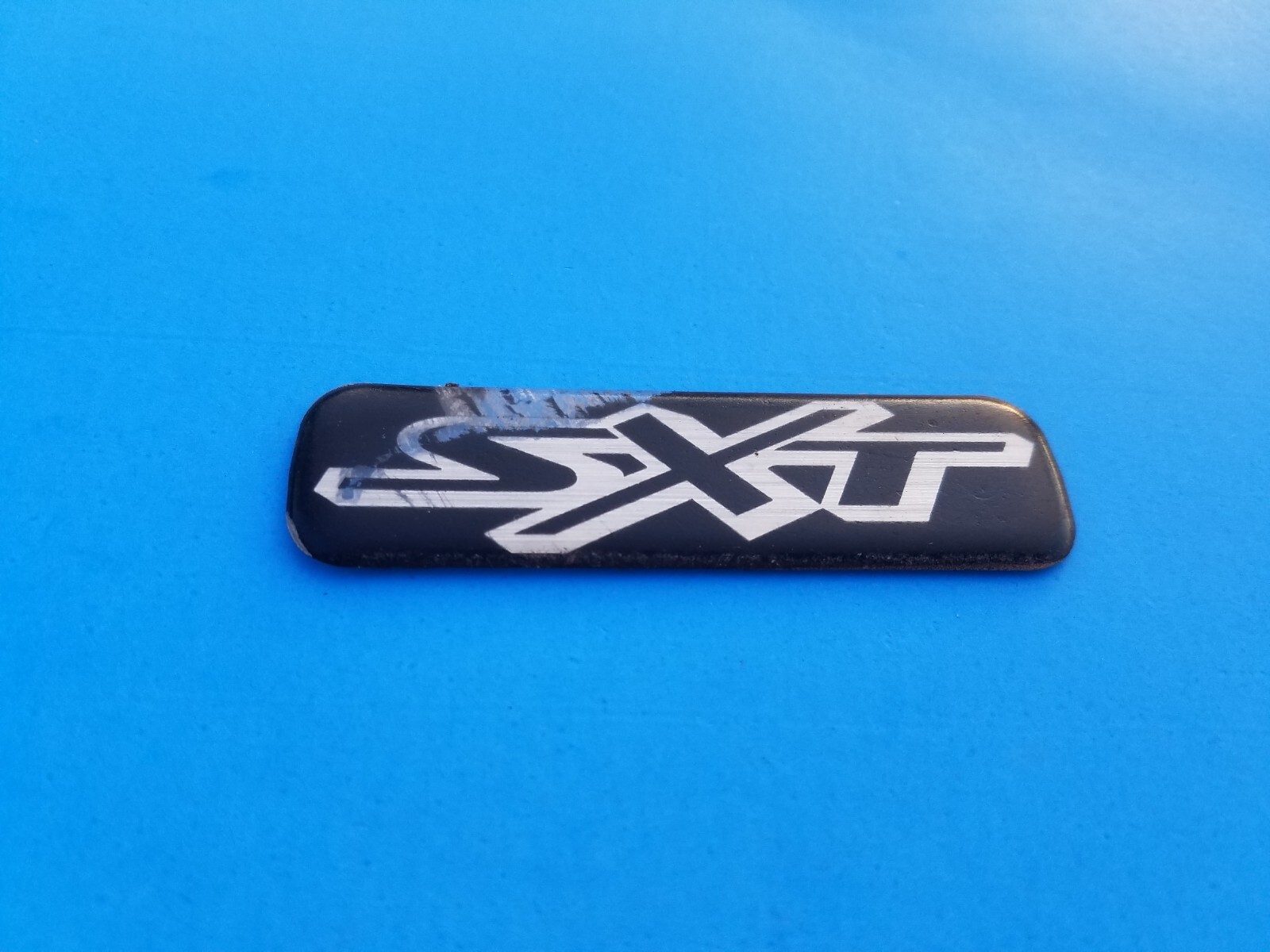 01 02 03 04 05 DODGE STRATUS SXT REAR EMBLEM BADGE SYMBOL LOGO DECAL ...