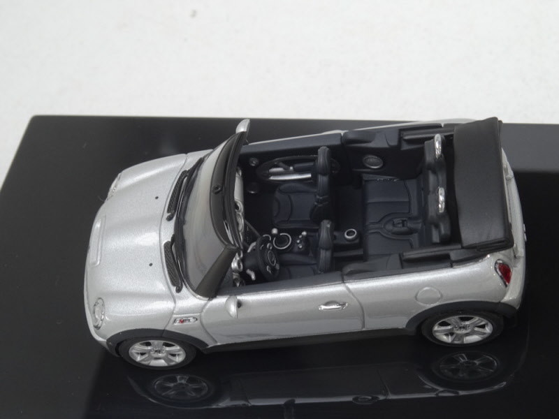 AutoArt 1/43 - 54848 2005 BMW MINI Cooper S Cabriolet Pure Silver | eBay