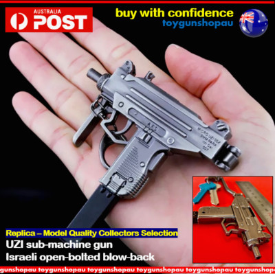 Diecast UZI Keychain Sub-machine Gun Keychain UZI PUBG Model Micro UZI ...