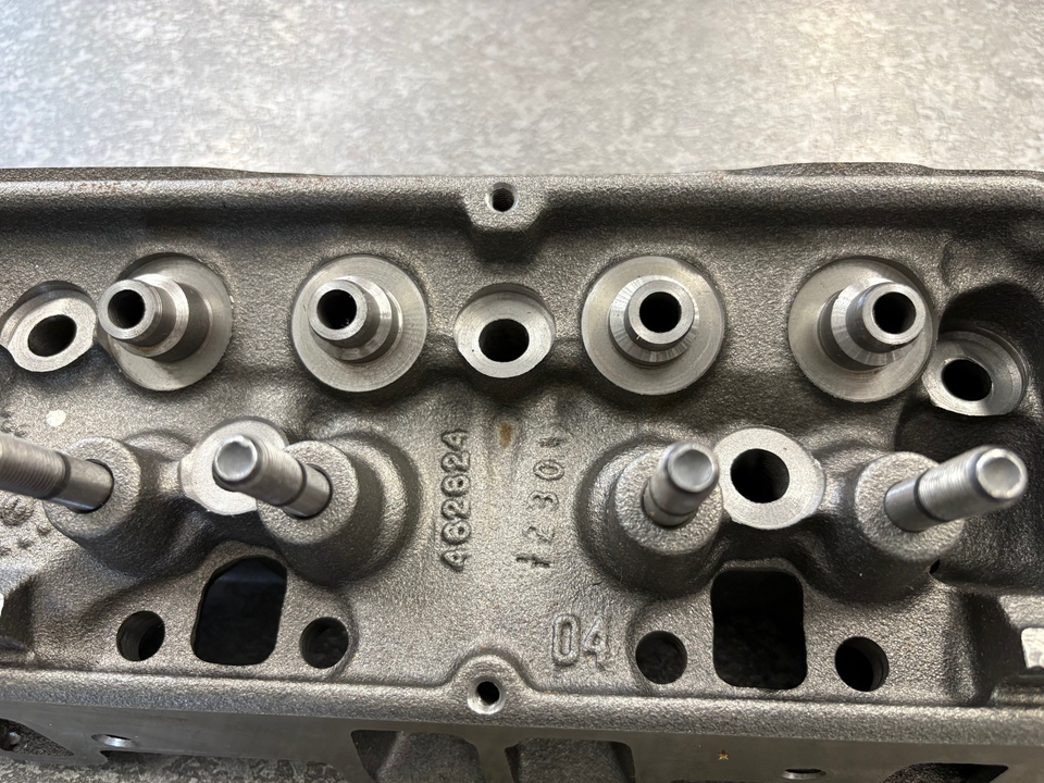 Genuine GM Chevrolet Performance Cylinder Head 93438648 Small Block Gen ...
