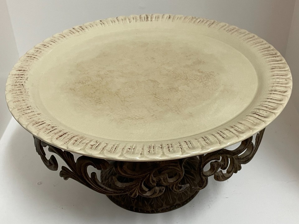 Gracious Goods GG Collection Acanthus Glass Domed Cake Platter On Metal ...