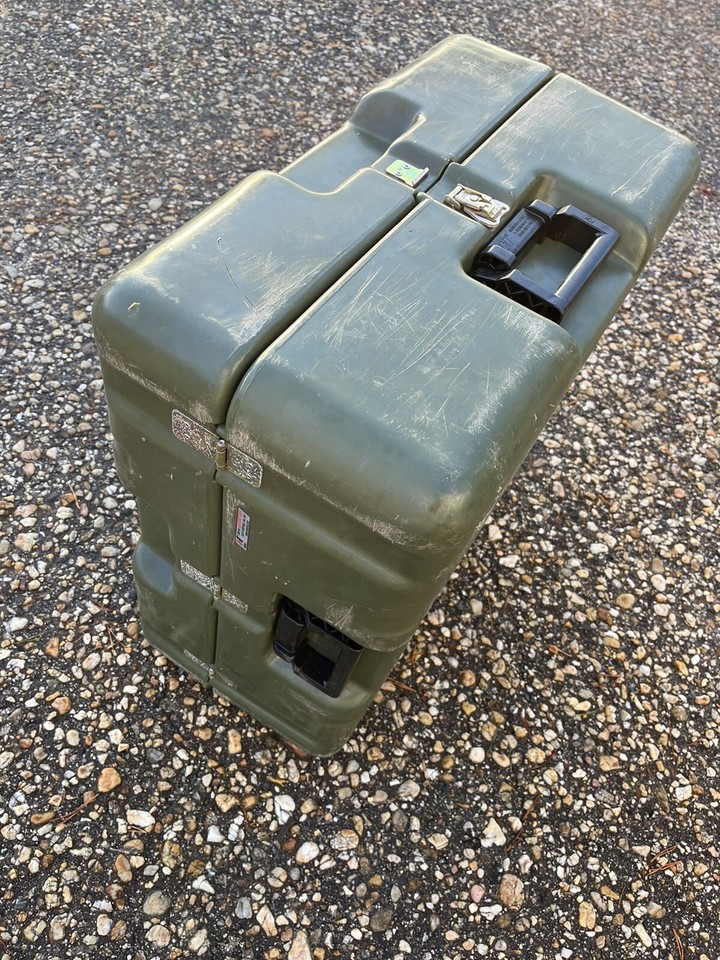 Pelican Hardigg Military Transport Case- 25 x 24 x 12.5 Ext 4 handle ...