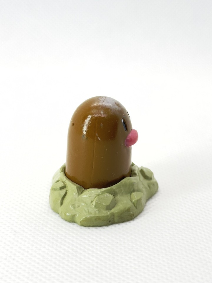 Diglett Figure Original Pokémon Nintendo CGTSJ TOMY Moncolle 1999 ...