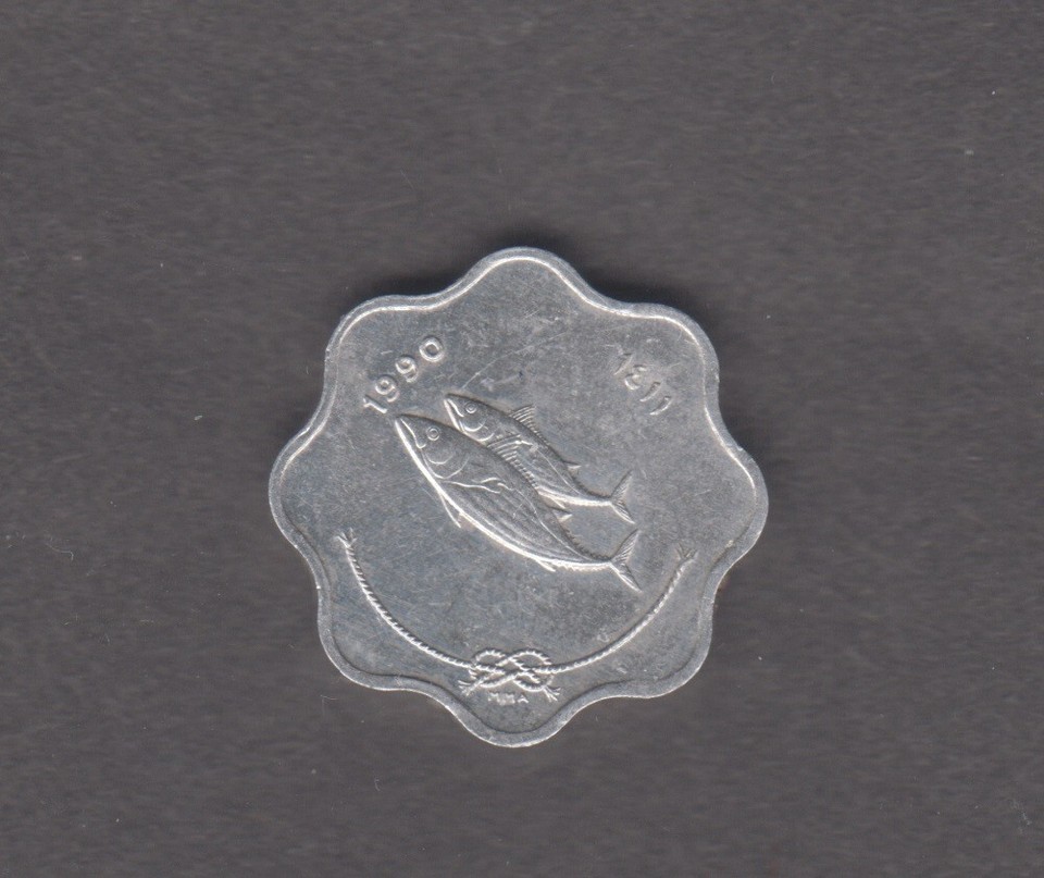 MALDIVES 1990. 5 LAARI. Two Bonito fish. Commemorative issue F.A.O. KM ...