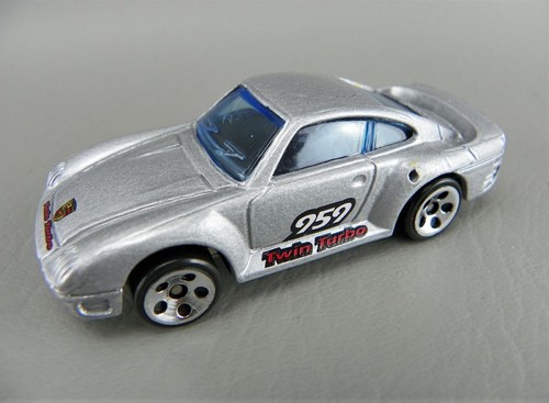 Mattel Hot Wheels 1987 Diecast 1/64 Silver Porsche 959 Twin Turbo ...