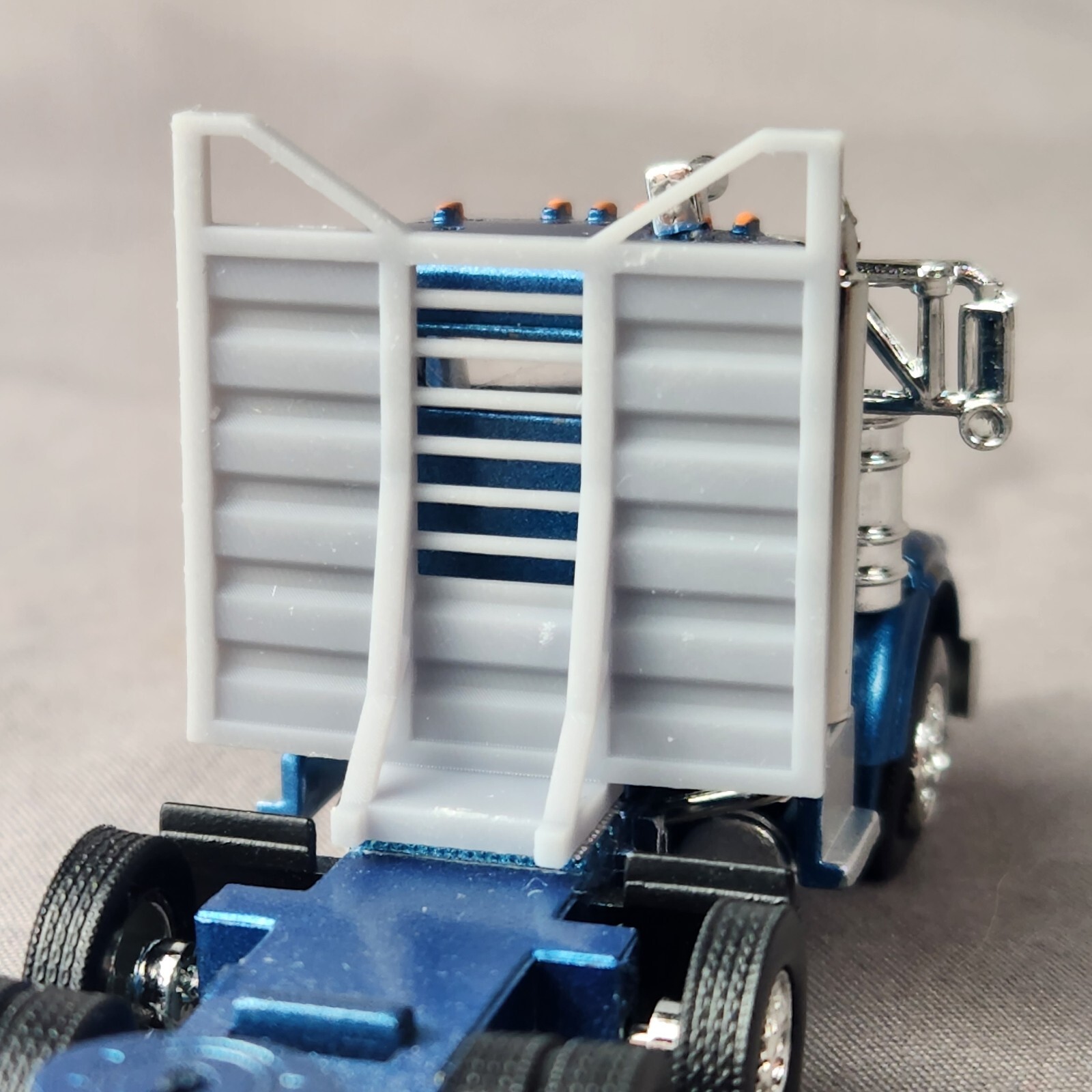 1:87 HO Scale 3D Printed Semi Truck Logging Headache Rack V1 with ...