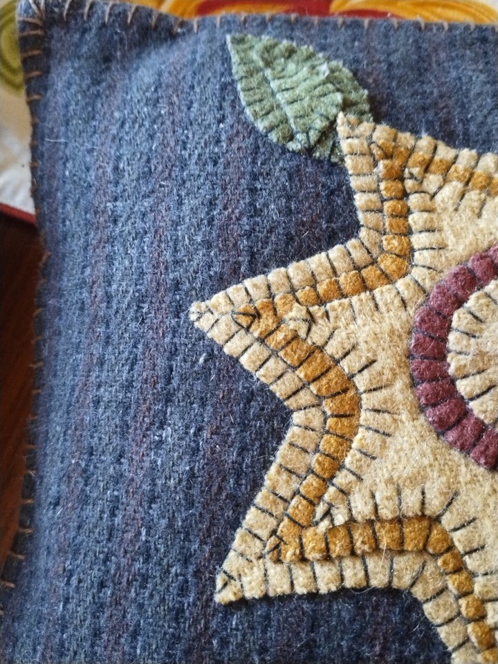 (2) Primitive Folk Art Accent Pillows Penny Stitched Wool Felt 12x12 ...