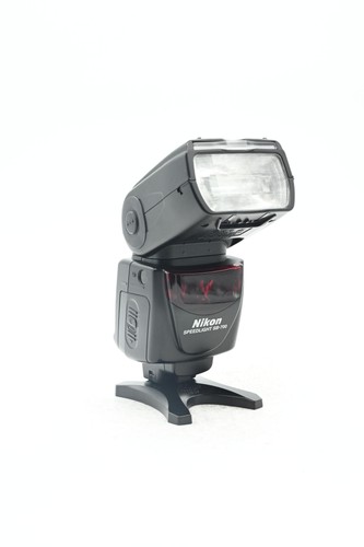 Nikon SB-700 Speedlight Shoe Mount Flash SB700 #568 | eBay