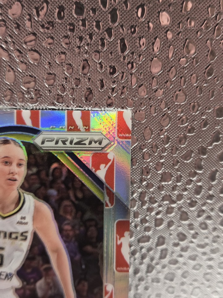 Paige Bueckers 2025 Panini Prizm WNBA Rookie Logo Prizm #5 DSG ...