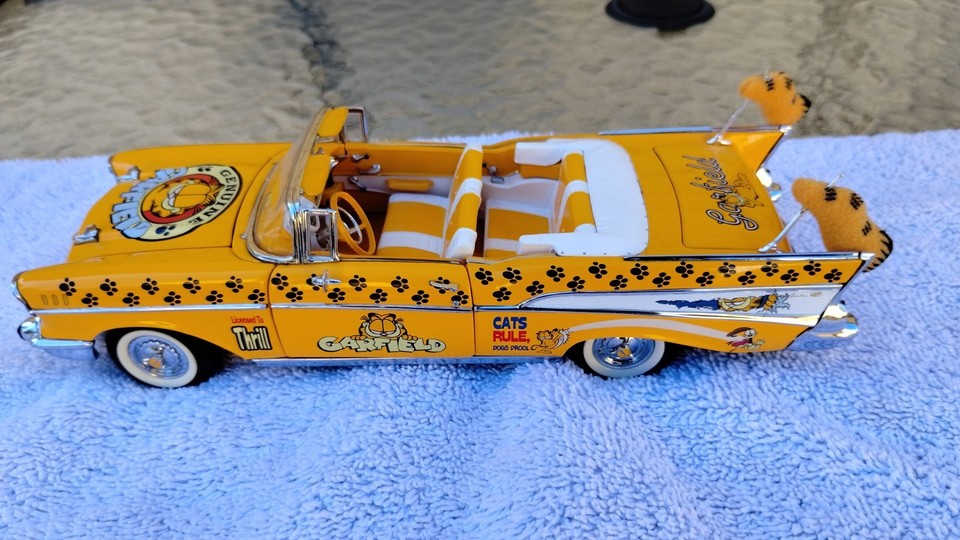 RARE Danbury Mint Garfield 1957 Chevy Bel Air Parade Car + Penny Coin ...