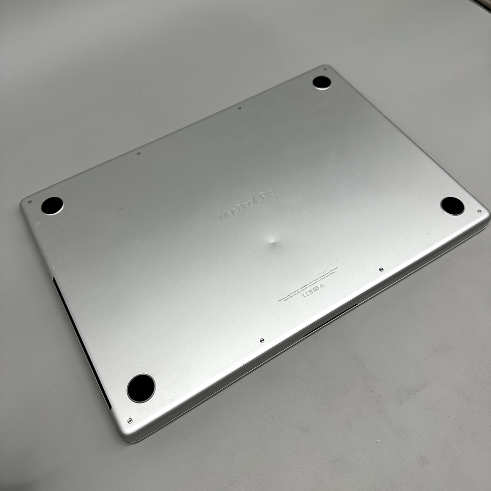 APPLE MACBOOK PRO A2485 16" 2021 M1 16GB LPDDR5 512GB SSD Silver -C ...